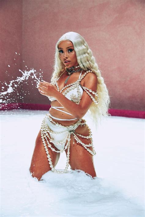 Doja Cat Streets Live Performance Vevo LIFT CelebMafia