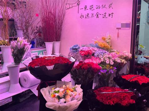 【新春走基层】走进花市赏新春，年宵花“红”出中国年 未来网