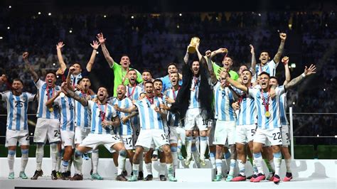 Mundial De Qatar 2022 En Vivo Llega La Selección Con La Copa A La