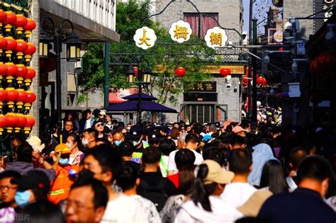 “五一”再现人山人海，北京文旅融合展现繁荣魅力 知乎
