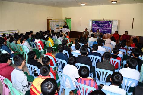 ကျိုင်းတုံမြို့ အလက ၄ ကျောင်း၌ စာဖတ်ရှိန်မြှင့်တင်ရေး အသိပညာပေးဟောပြောပ
