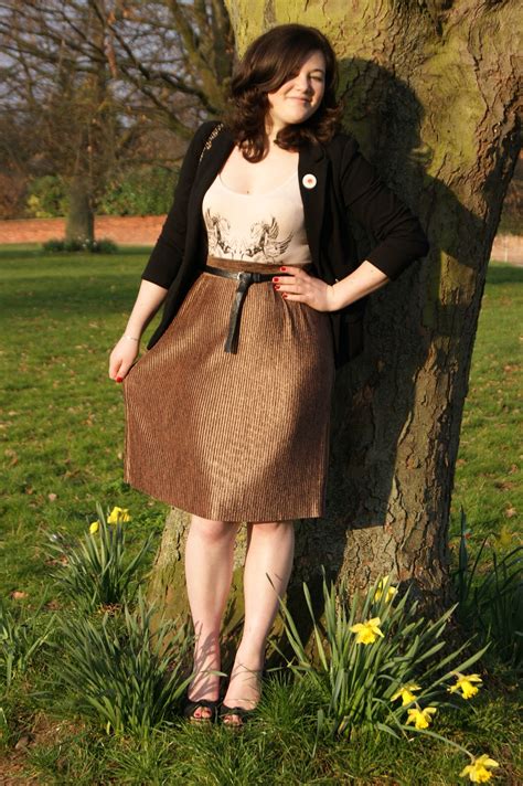 Granny Chic Frills N Spills