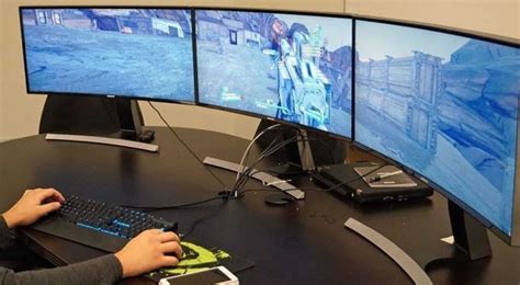 Curved Vs Flat Monitors Things To Know Before Buying A Monitor