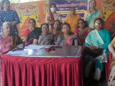 500 मरीजों का किया निशुल्क स्वास्थ्य शिविर महिला डॉक्टरों ने किया