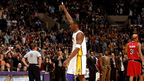 How Los Angeles Lakers Kobe Bryant Made History With 81 Point Game