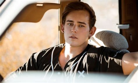 The Brady Hunk Josh Brady In Magazine