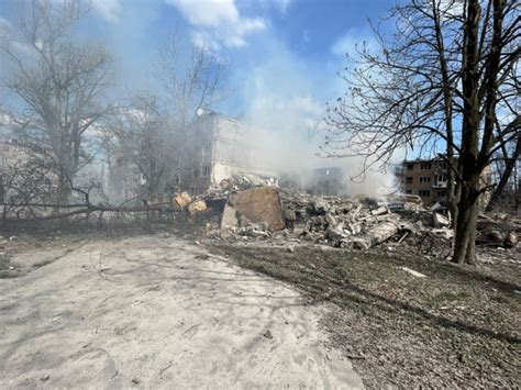 Окупанти зруйнували багатоповерхівку в Авдіївці Фото Українська правда