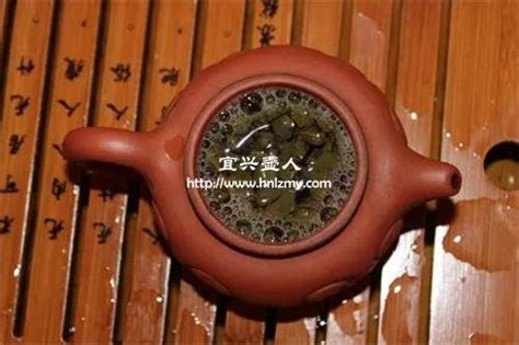 用紫砂壶泡茶到底有哪些好处 宜兴壶人