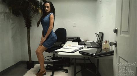 Ama Rio Computer Durability 4k Object Crush Smother Trample Relief