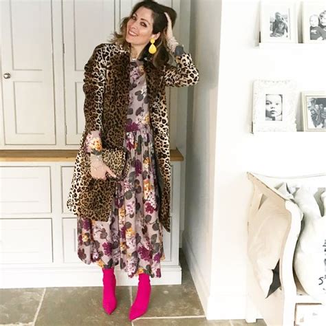 She Wore An Itsy Bitsy Teeny Weeny Does My Bum Look 40 In This