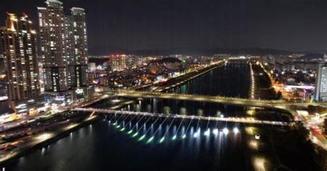 울산교에서 오색빛깔 무빙 라이트쇼 펼쳐진다