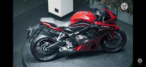 Yamaha Mati Langkah Honda Perkenalkan Sport Bike Tipe CBR Terbaru Simak Ulasannya Portal