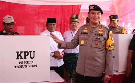 Jelang Pencoblosan Kapolda Riau Tekankan Petugas TPS Harus Humanis