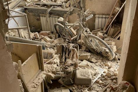 Поліція фіксує наслідки обстрілів Нікополя та Марганецької громади 27 лютого фото