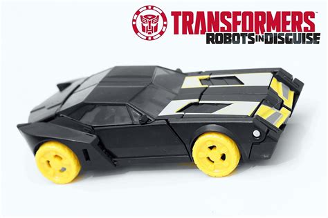 Transformers Robot In Disguise Warrior Class Night Ops Bumblebee