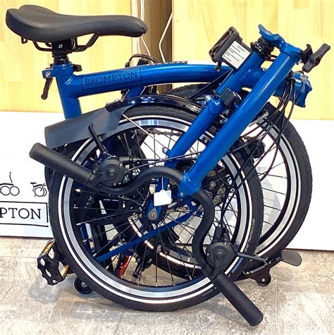 Eng New In Store That Is An Ocean Blue One BROMPTON C Line Explore