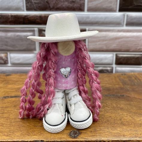 Small Girl Gnomessmall Gnomesgnomes With Hatsgnomes With Shoesgirl Gnomesgnomeshandmade Gnomes