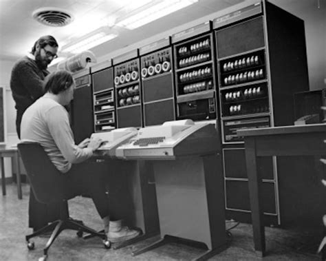 Milestones In Free And Open Source Software History 1969 2015