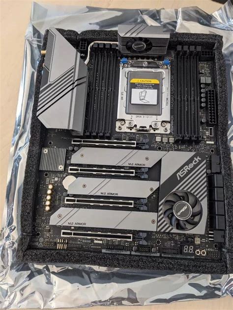 ASRock TRX40 Creator Socket STRX4 AMD ATX Gaming Mainboard NOVO 32GB