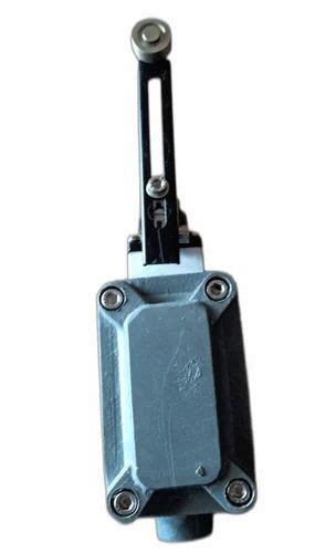 Limit Switch Nema Make For Industrial 240 Vac At ₹ 1800 Piece In Ahmedabad Id 27618963633