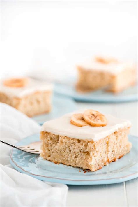 Banana Cake With Cream Cheese Frosting The Recipe Critic