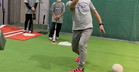 東京 室内野球練習場 Sakura Field の元プロ野球選手による野球スクール・野球教室 バッティング 線でとらえる 小3～小6クラス
