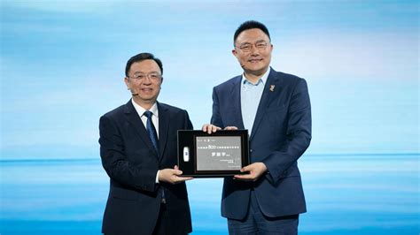 全球首家！比亚迪达成第500万辆新能源汽车下线 搜狐汽车 搜狐网