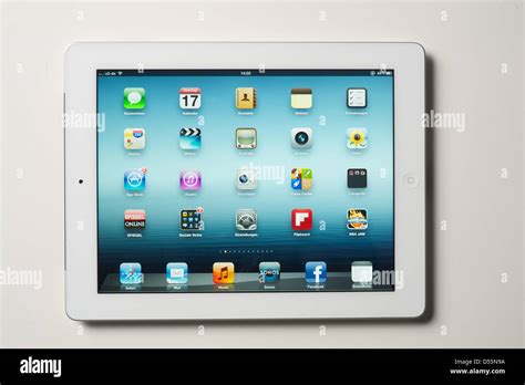 Apple ipad weiß -Fotos und -Bildmaterial in hoher Auflösung – Alamy