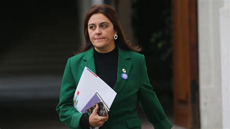 Ministra De Bienes Nacionales Deja Su Cargo Tras Polémica Por Compra De