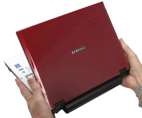 Latest Technologies Samsung Q35 Worlds Smallest Notebook With Core2