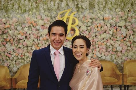 ไม่โสดแล้ว นิว ชัยพล โพสต์ภาพคู่ เมษา แฟนนอกวงการ อวยพรวันเกิดสุด
