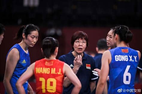中国女排0 3不敌美国张良胜
