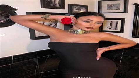 هيفاء وهبي تخضع لجلسة تصوير جريئة والجمهور يغازلها صور مصراوى