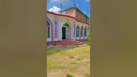 দেখেন আল্লাহর গায়ের মসজিদ টা কত সুন্দর আপনি যদি মুসলমান হয়ে থাকেন