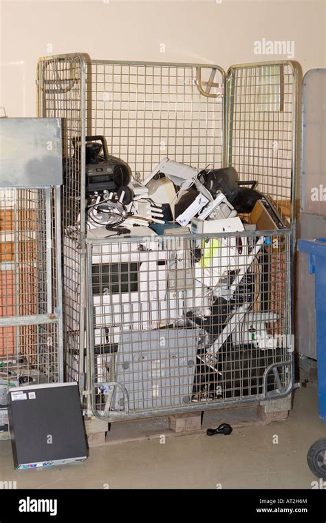 Computer Parts Recycle Hi Res Stock Photography And Images Alamy