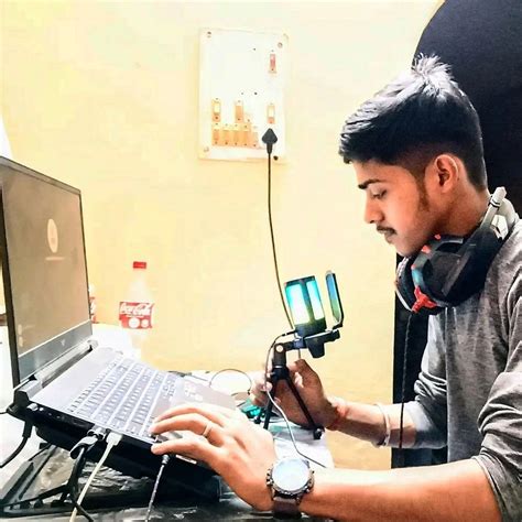 Anuj Kumar Tiwari On Linkedin Videoeditor Contentcreator
