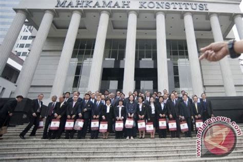 DPR dan MK bahas kewenangan DPD - ANTARA News