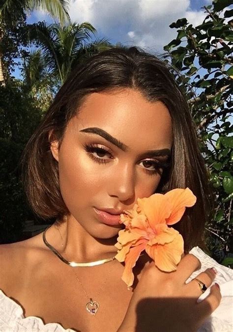 Becca Shimmering Skin Perfector Poured Crème Highlighter Hair makeup