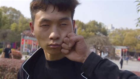 小伙酷似拳霸托尼贾，想不到功夫也这么厉害 Youtube