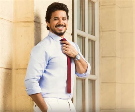 فيديو مصطفى حجاج يطرح آه يا حنان من أغنيات ألبومه هتزهزه
