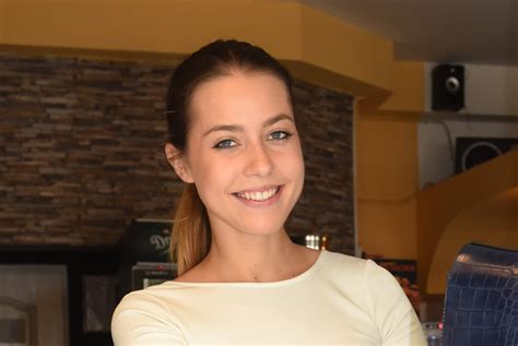 Reagált A Válásával Kapcsolatos Hírekre Rubint Rella Kiskegyed