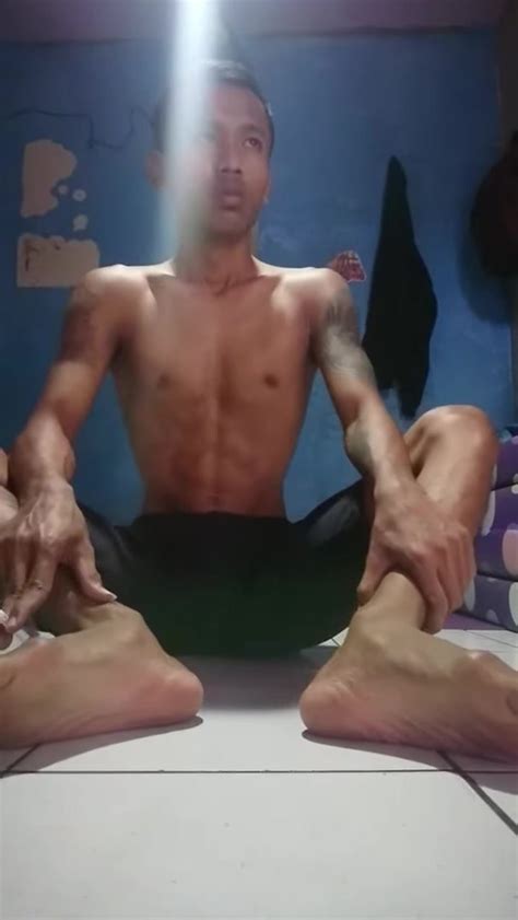 You Should Sniff My Farts And Feet