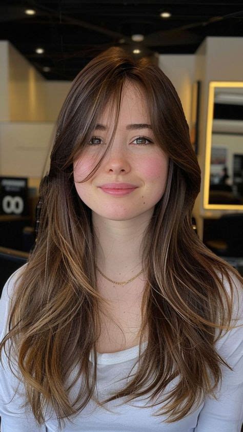 Round Face Big Forehead Hairstyles