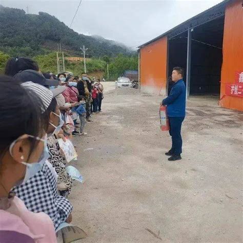 护航二十大：消防安全宣传进企业员工火灾活动