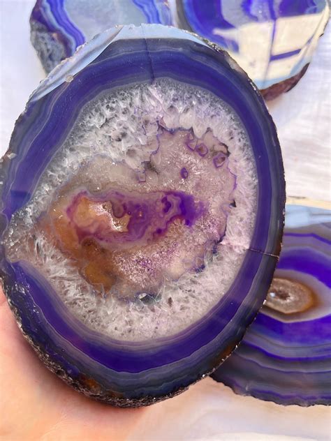 מגש סלייס של אבן אגת צבוע Noeh Stones