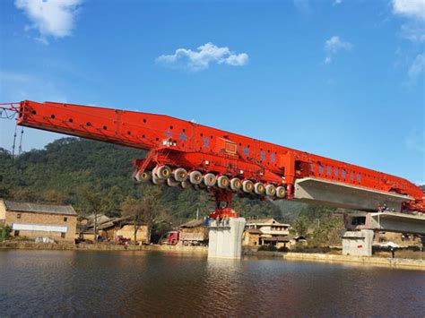 Bridge Girder Launcher Integrating Carrying And Erecting For High Speed