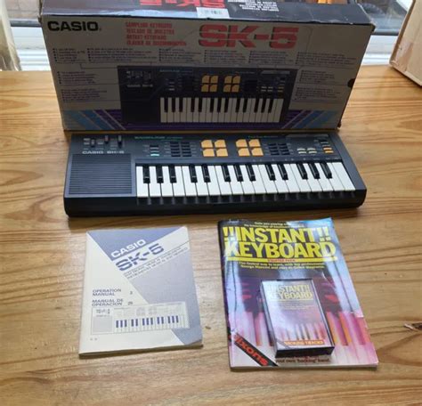 Casio Sk 5 Sampling Keyboard Pulse Code Modulation Boxed And Working £