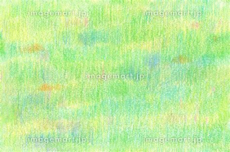 色鉛筆で描いたグリーンが爽やかな草原のシームレス背景テクスチャーのイラスト素材 201207512 イメージマート