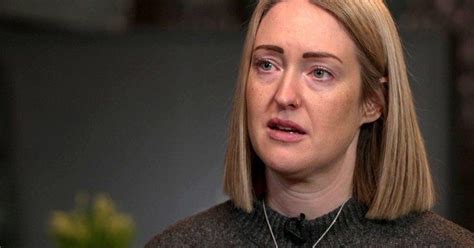 El Emotivo Encuentro De La Madre De Una Adolescente Asesinada Con La