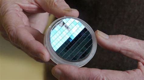 First Functional Graphene Semiconductor Paves The Path To Post Silicon Chips — Georgia Tech